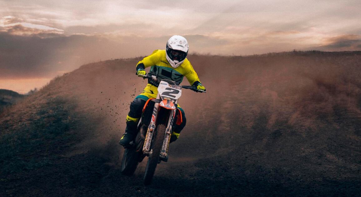 Game-Changing Gadgets: Innovative Sports Accessories You Need - PM ...